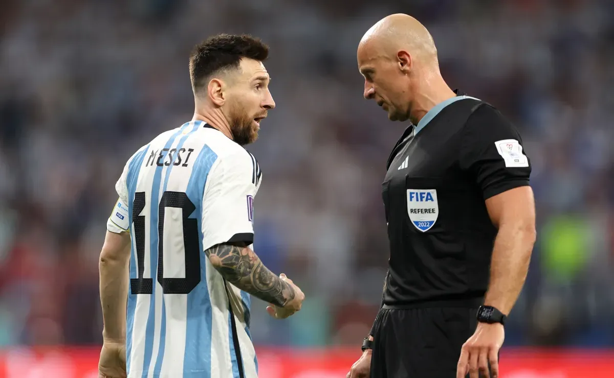 'Orange card': IFAB officially approves sin bin trials in professional ...