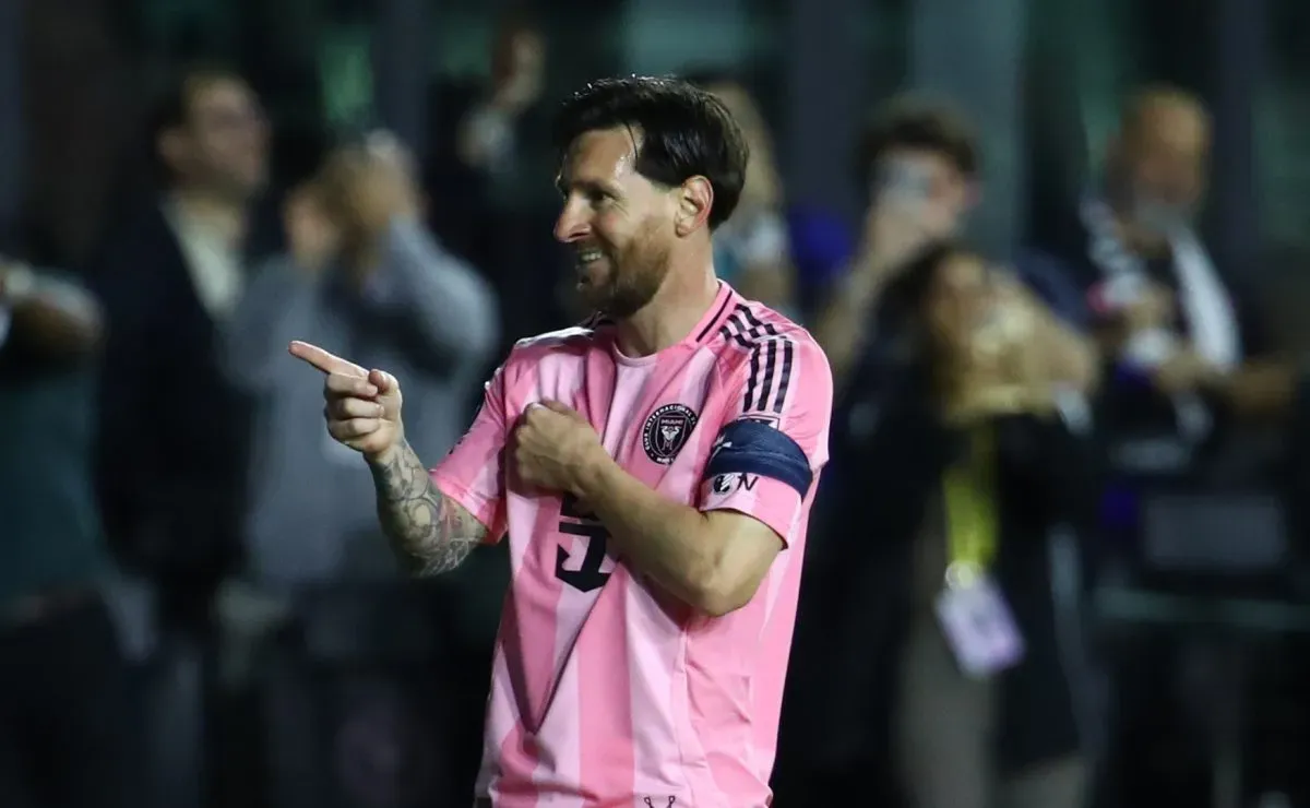 Video: Lionel Messi scores stunning free-kick in Inter Miami’s ...