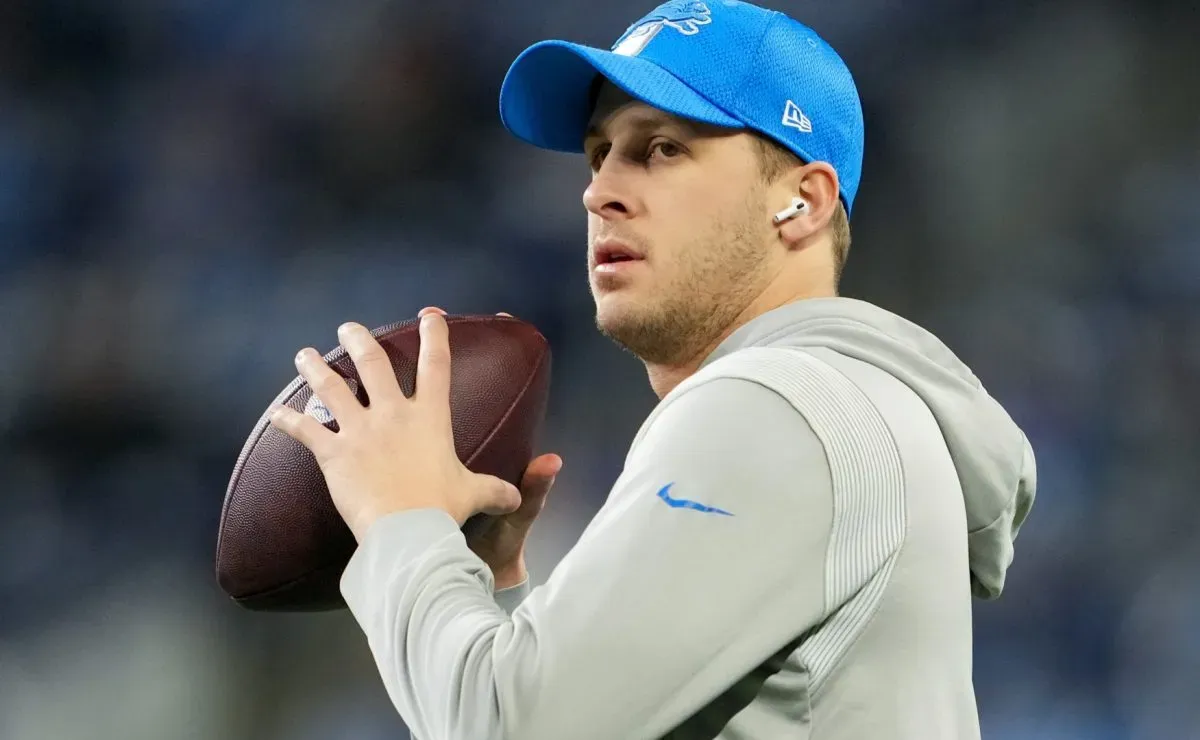 Lions add former Jalen Hurts Eagles' teammate to bolster support for Jared Goff ahead of 2025 ...