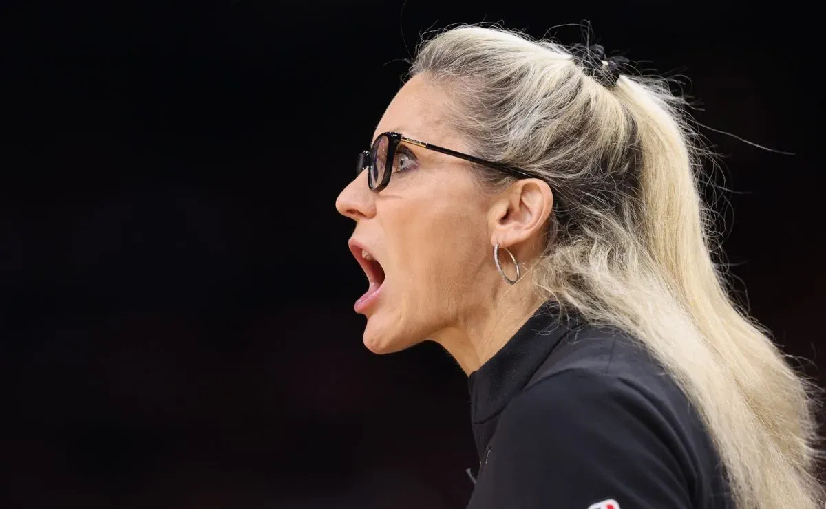 Indiana Pacers female coach: Who is the woman on Rick Carlisle's ...