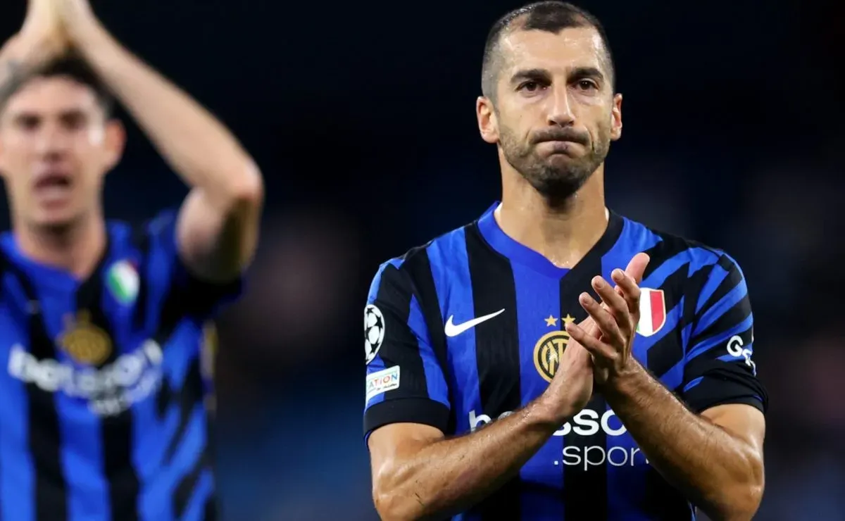 Why are Inter Milan players wearing black armbands in the 2025 UEFA ...