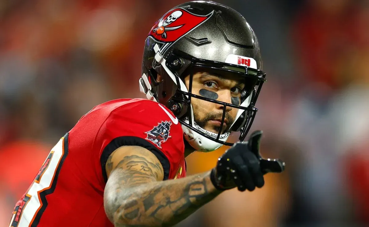 NFL News: Mike Evans makes something clear about Emeka Egbuka’s arrival ...