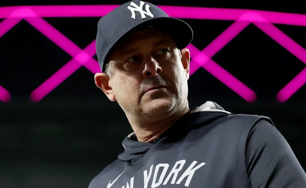 Yankees HC Aaron Boone's strong stance on awkward play by Aaron Judge's ...