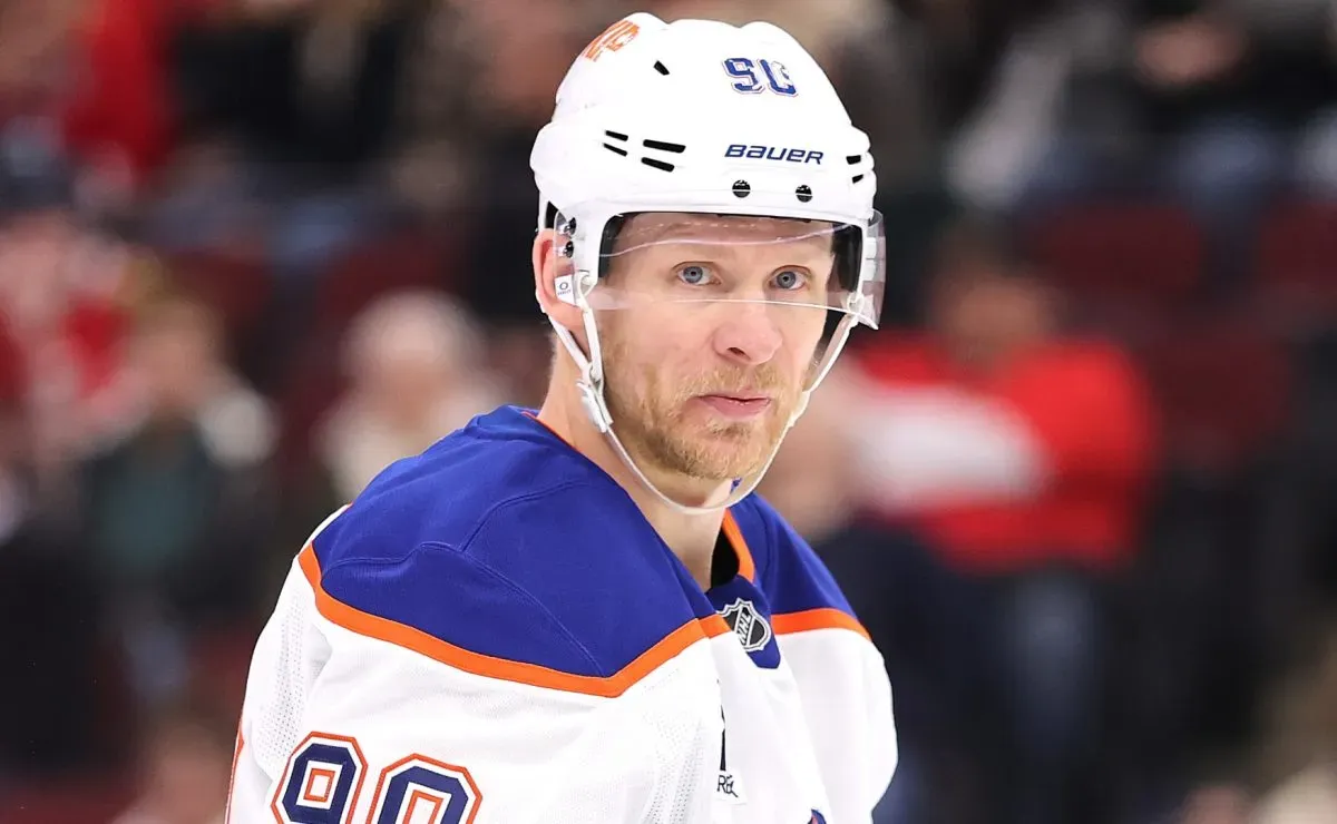 Corey Perry's net worth: How wealthy is the right wing for the Edmonton ...