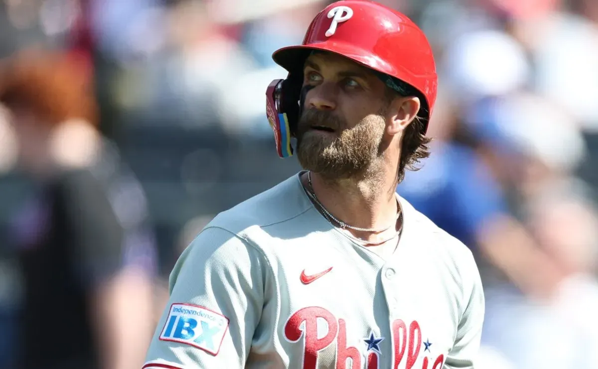 Phillies prospect quietly forces a tough decision ahead of Bryce Harper ...