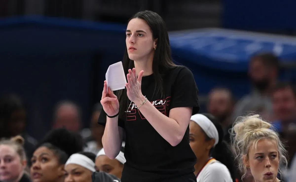 Is Caitlin Clark playing tonight for Indiana Fever vs Las Vegas Aces ...