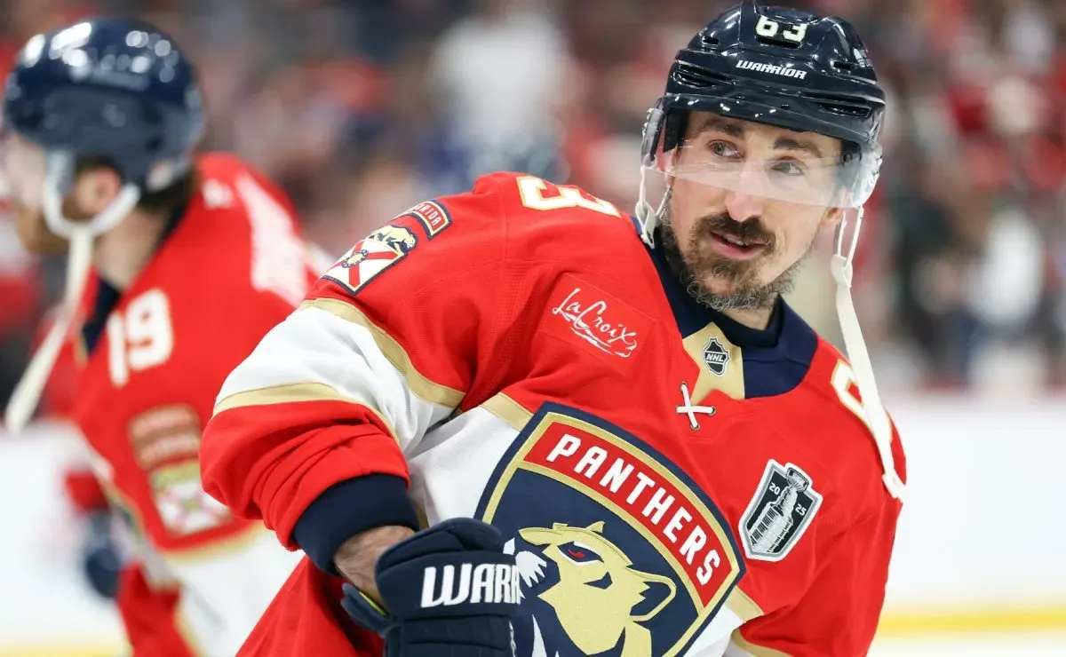 Who is the oldest NHL player? Brad Marchand's projected age by the end ...