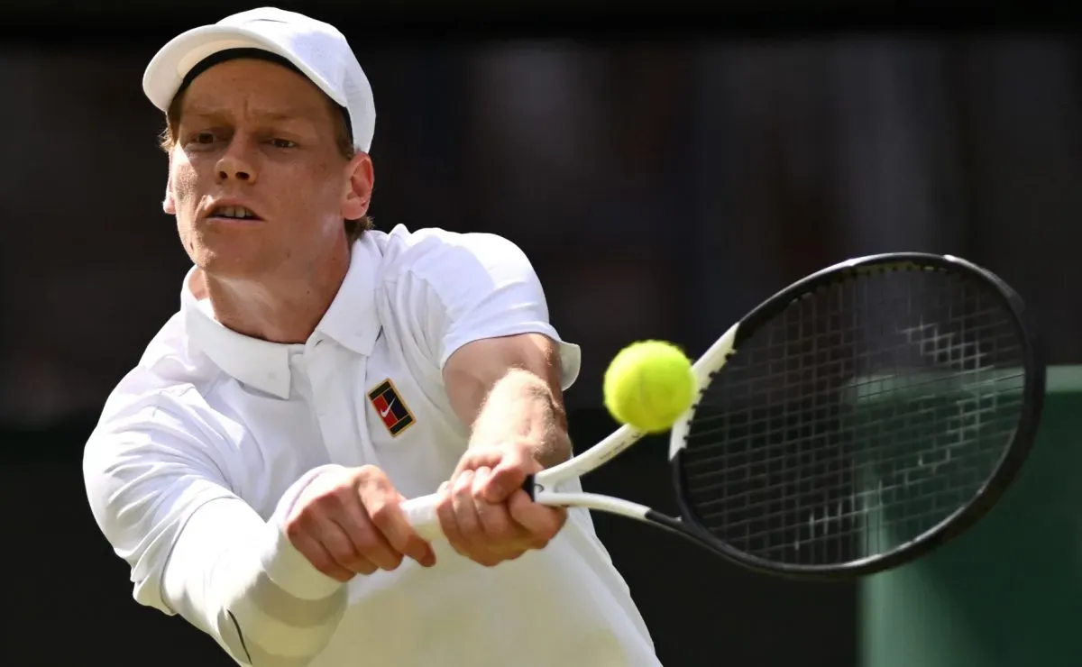 Jannik Sinner shares bold take on Wimbledon compared to other tennis ...