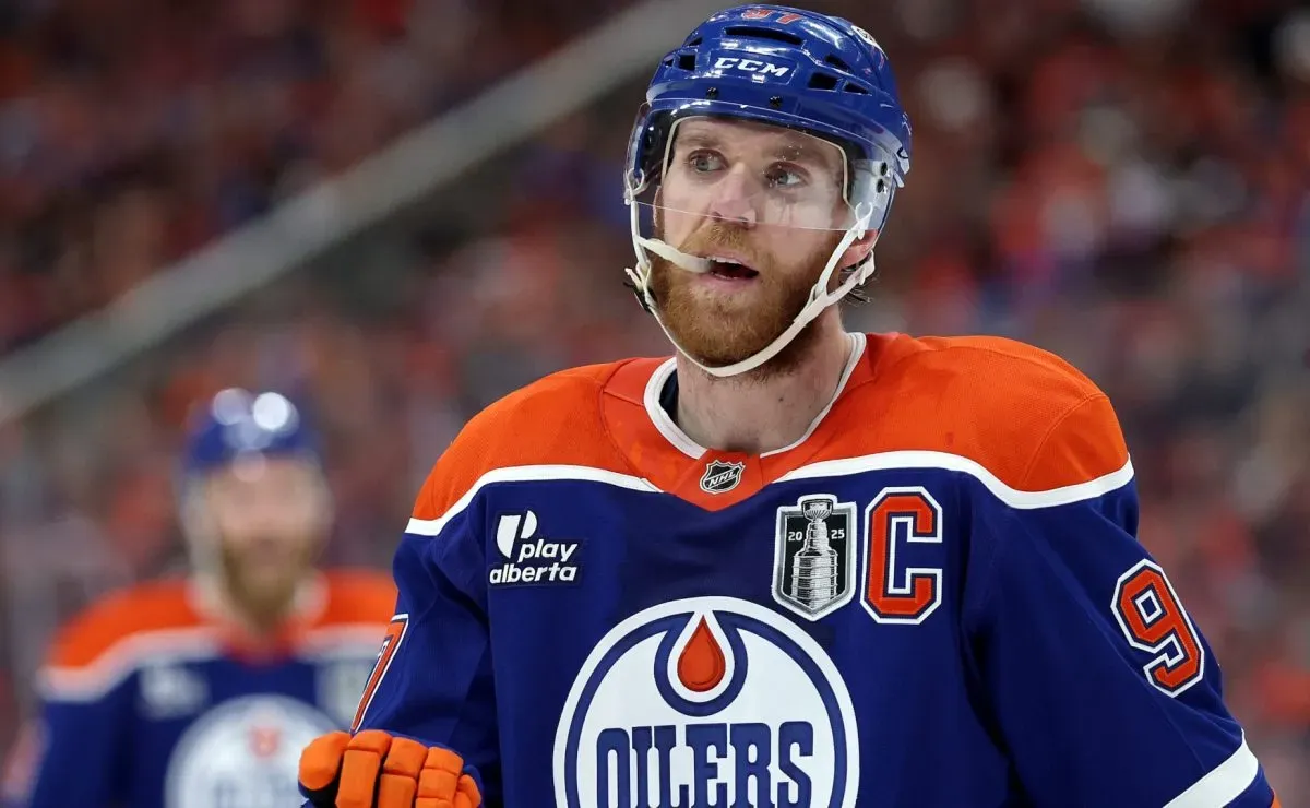 After quiet season with Connor McDavid's Oilers, Jeff Skinner sends clear message on joining ...