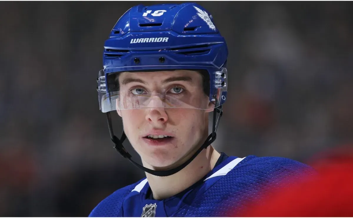 Golden Knights star Mitch Marner reportedly has one less worry upon ...