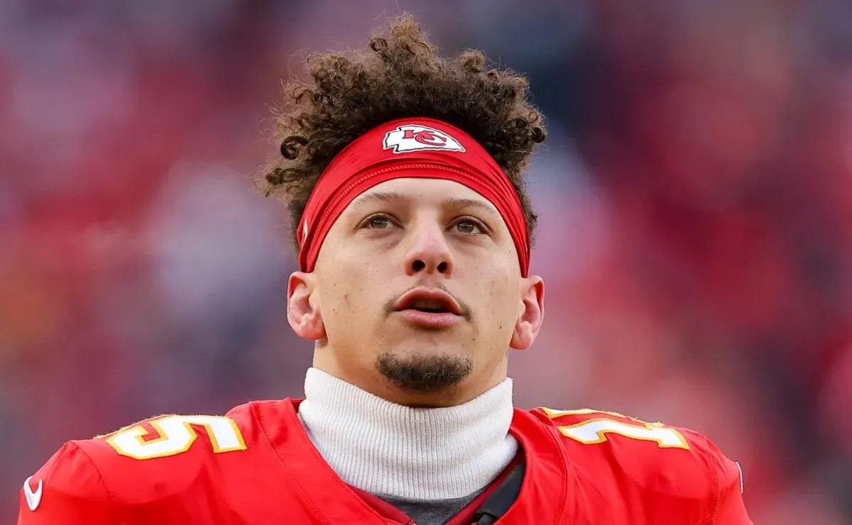 NFL News: Andy Reid's Chiefs extend important Patrick Mahomes teammate ...
