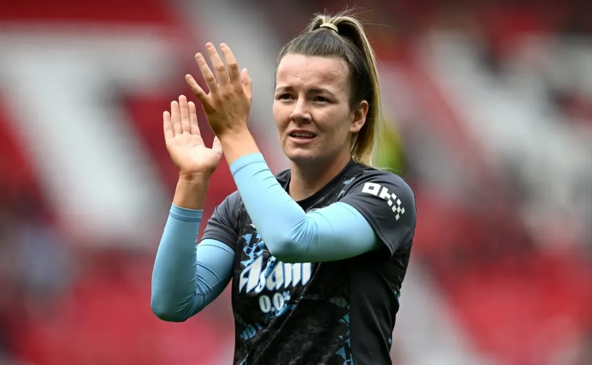 Lauren Hemp's profile: Age, height, love life, career, injury and more ...