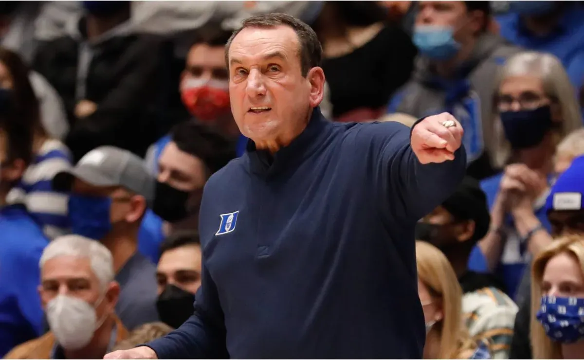 NCAA legend Roy Williams once took a hilarious shot at Mike Krzyzewski ...