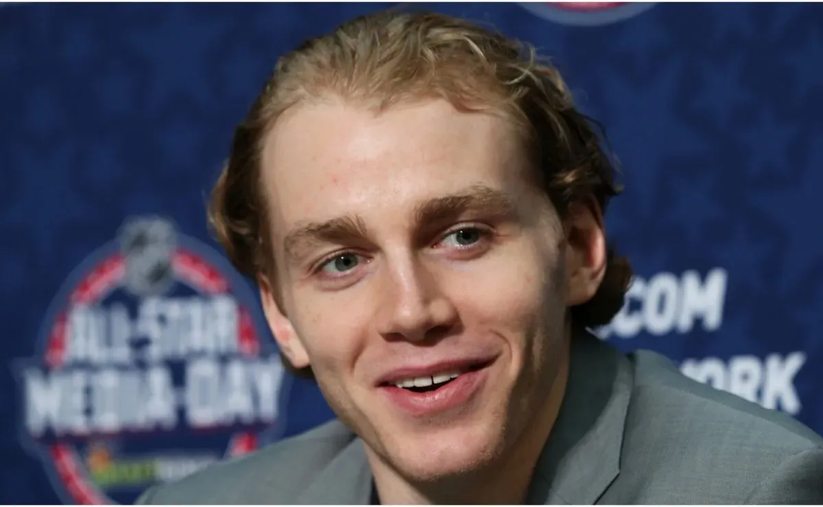 Sexycuteisa on top of that, she is extremely smart and nice.