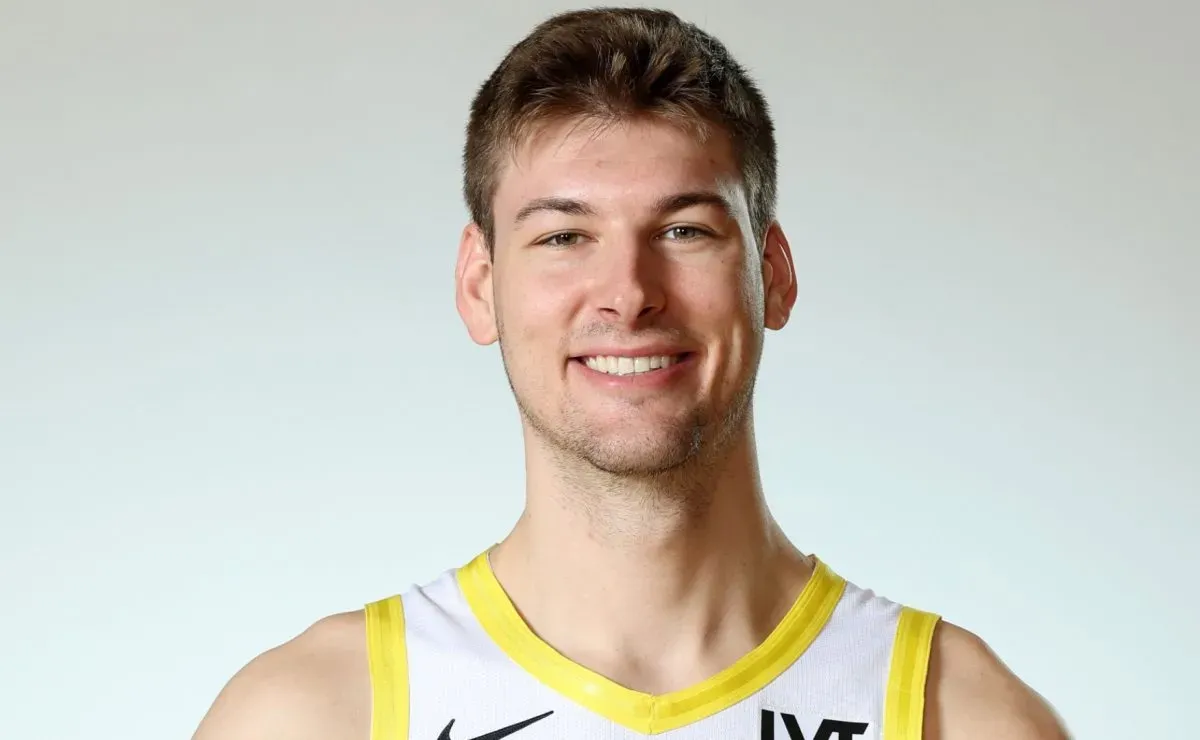 Kyle Filipowski's contract with Utah Jazz: What is his salary as a ...