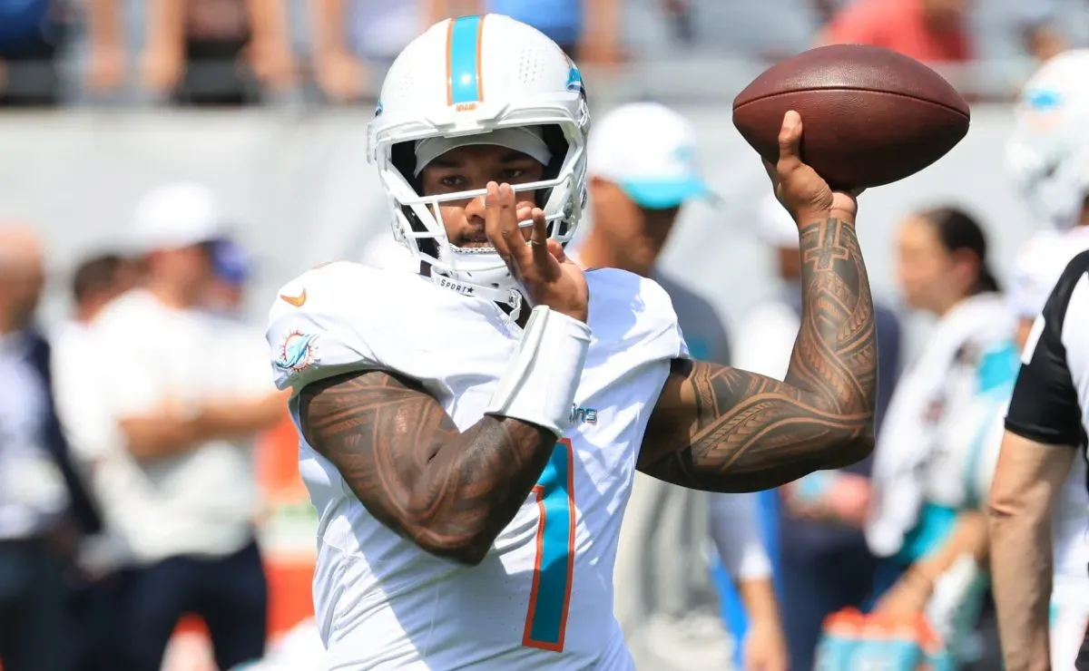 Tua Tagovailoa, Dolphins lose new weapon for entire 2025 NFL season ...