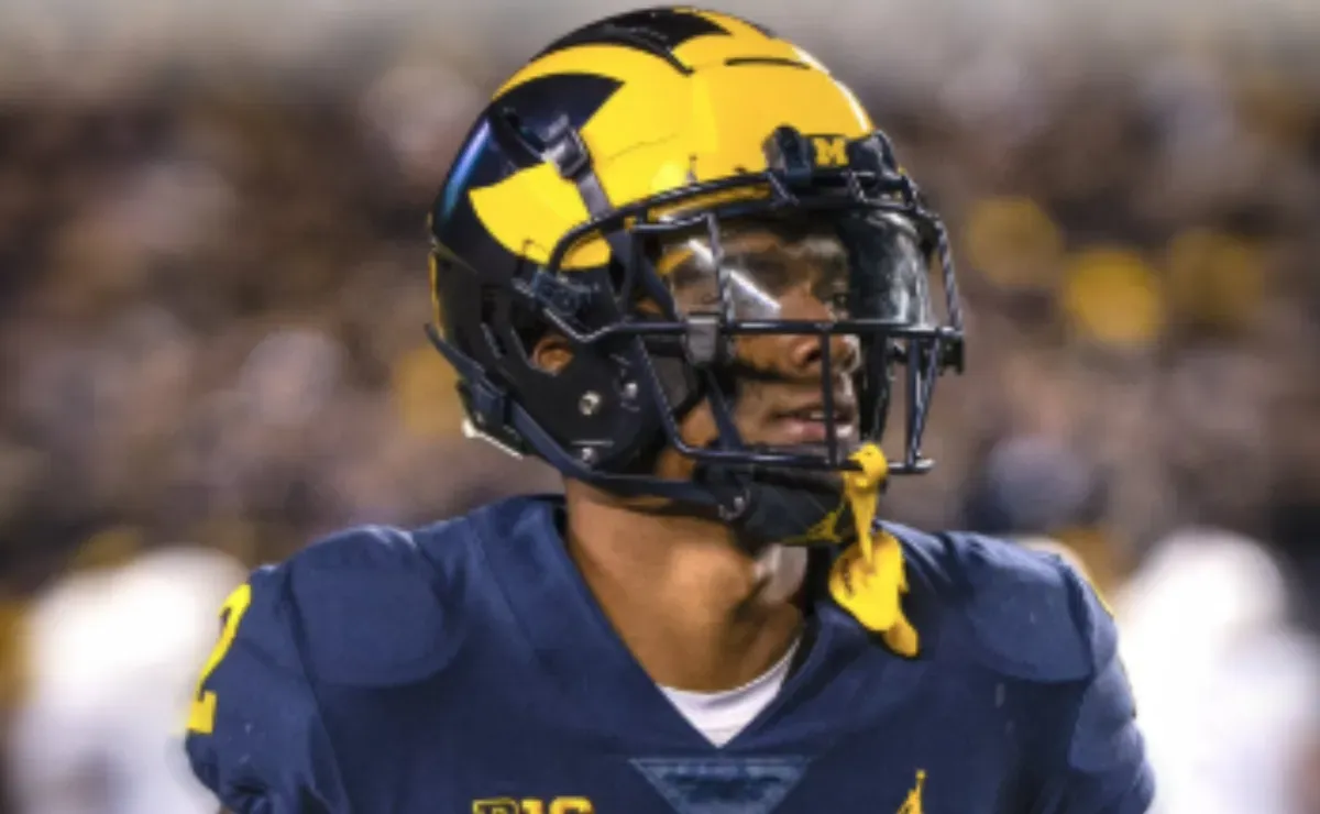 Savion Hiter's profile: Who is the future Michigan star? Age, height ...