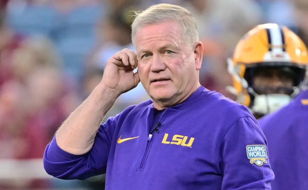 Key player on Brian Kelly's LSU will reportedly do the time for penalty ...