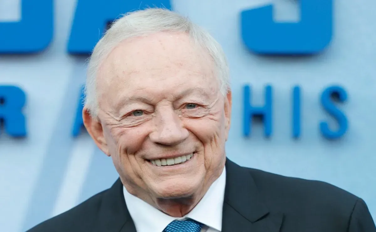 Jerry Jones sends shocking message on why Cowboys traded Micah Parsons ...