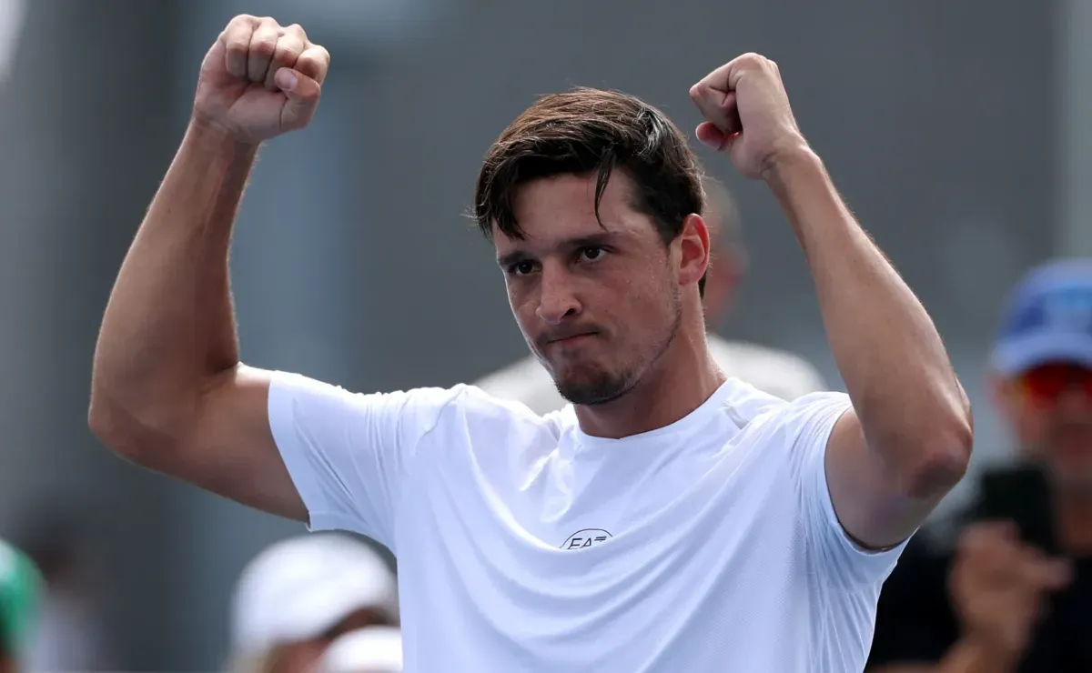 Luciano Darderi's profile: Age, height, career milestones, private life ...