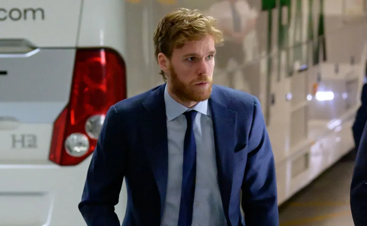 NHL News: Leon Draisaitl shares thoughts on Oilers facing worst-case Connor McDavid scenario ...