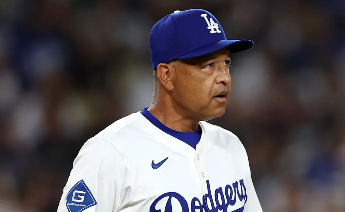 Dodgers HC Dave Roberts explains absence of two key players for series ...