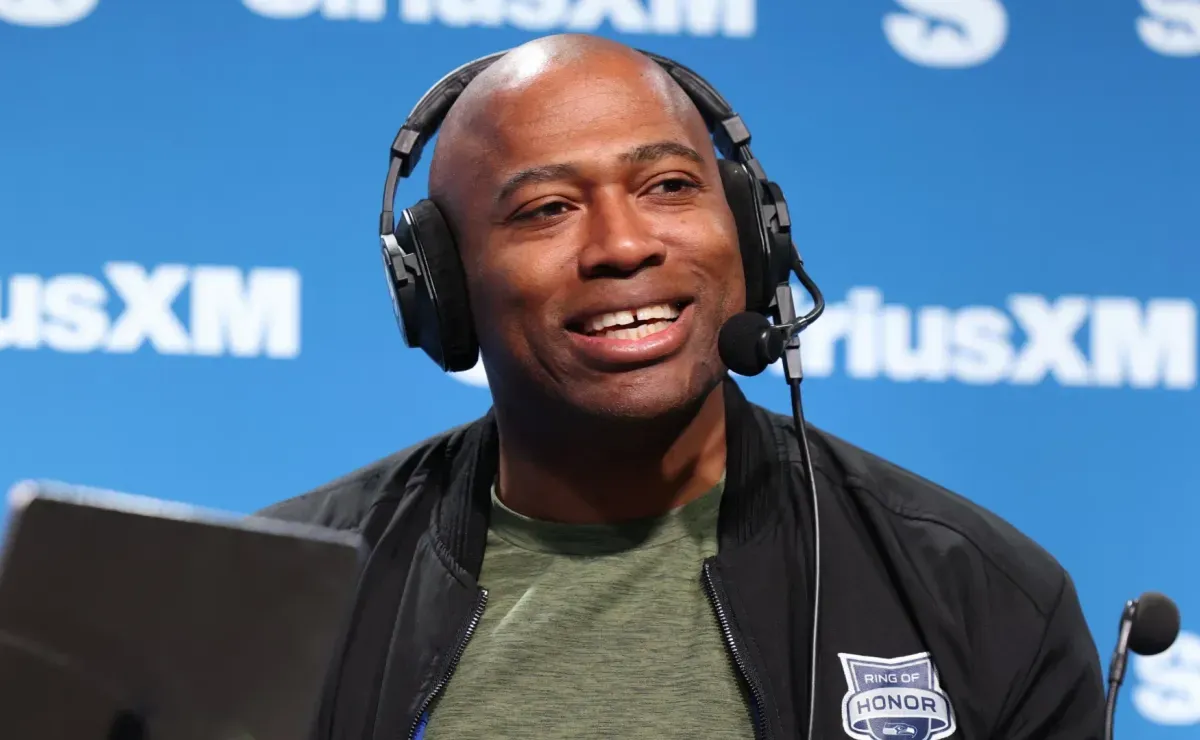 Shaun Alexander expecting 14th child with his wife, fans react with Philip Rivers memes - Bolavip US