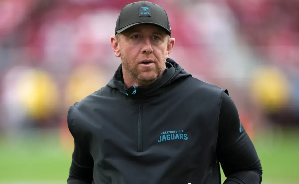 Jaguars HC Liam Coen remains tight-lipped on contentious exchange with ...