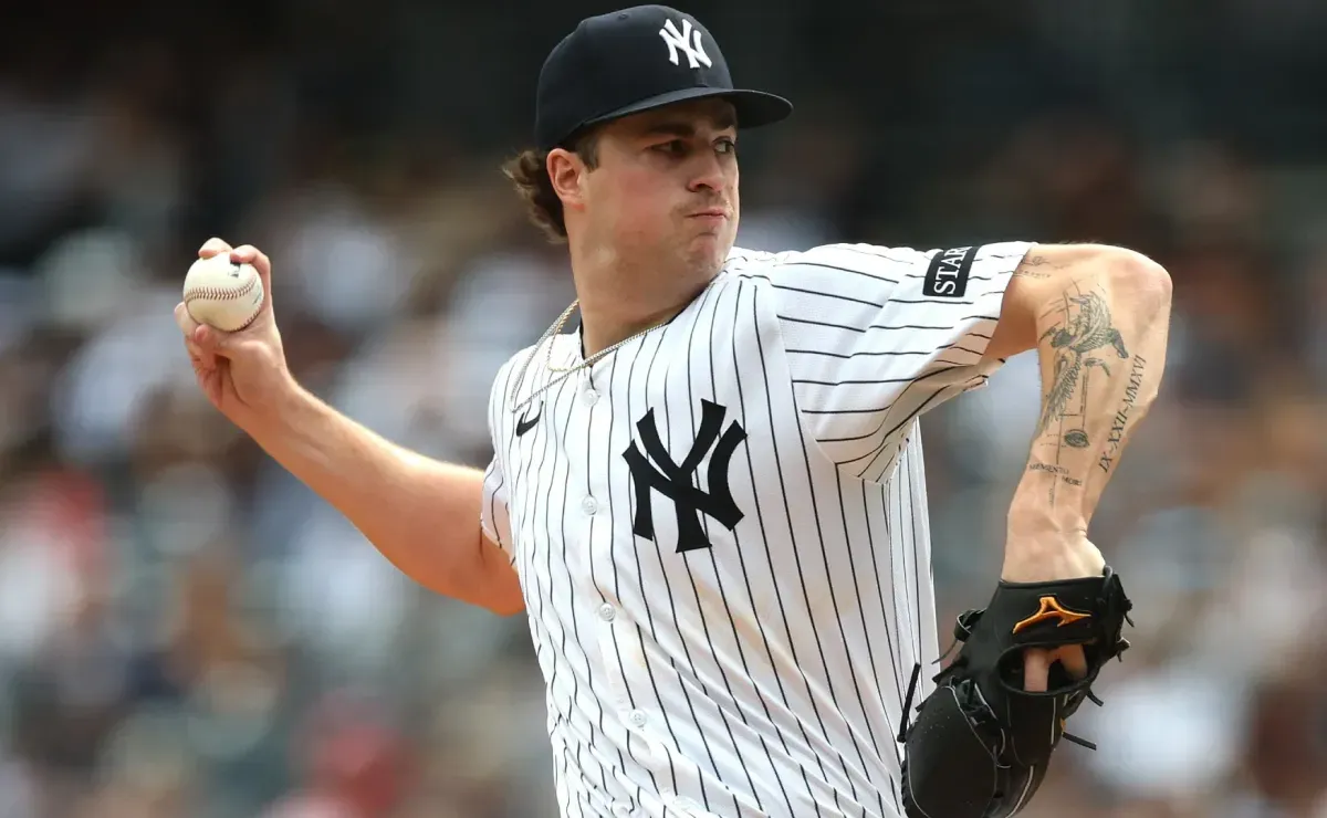 Red Sox fans respond passionately to Yankees key player Cam Schlittler's remarks on supporting ...