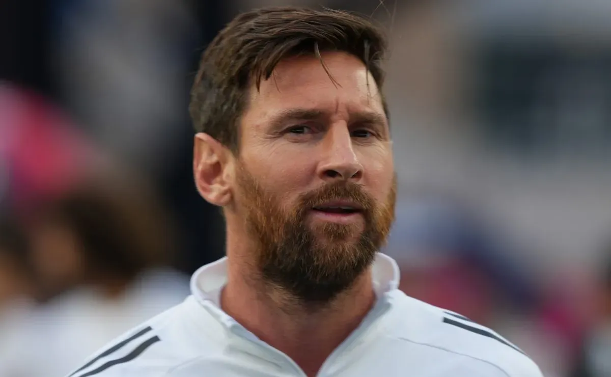 Lionel Messi makes personal announcement that sends fans wild on ...