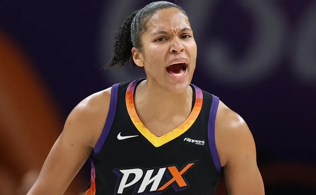 Mercury HC Nate Tibbetts receives key injury update on Alyssa Thomas ahead of Game 2 of the WNBA ...