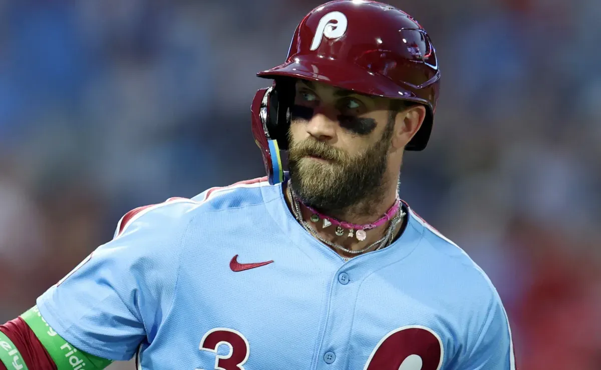 Phillies' Bryce Harper sends clear message on free agency to Kyle ...
