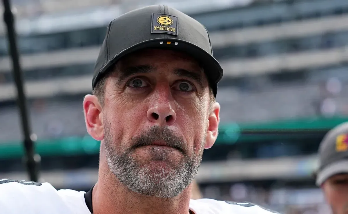 Aaron Rodgers makes a very surprising admission which might put ...