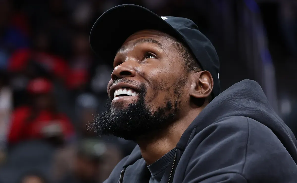 Kevin Durant surpasses LeBron James after contract extension with ...