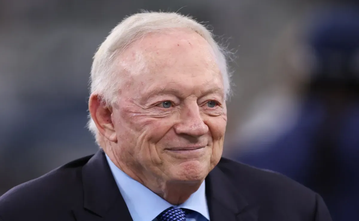 Jerry Jones and Cowboys could reportedly trade for Tua Tagovailoa's key ...