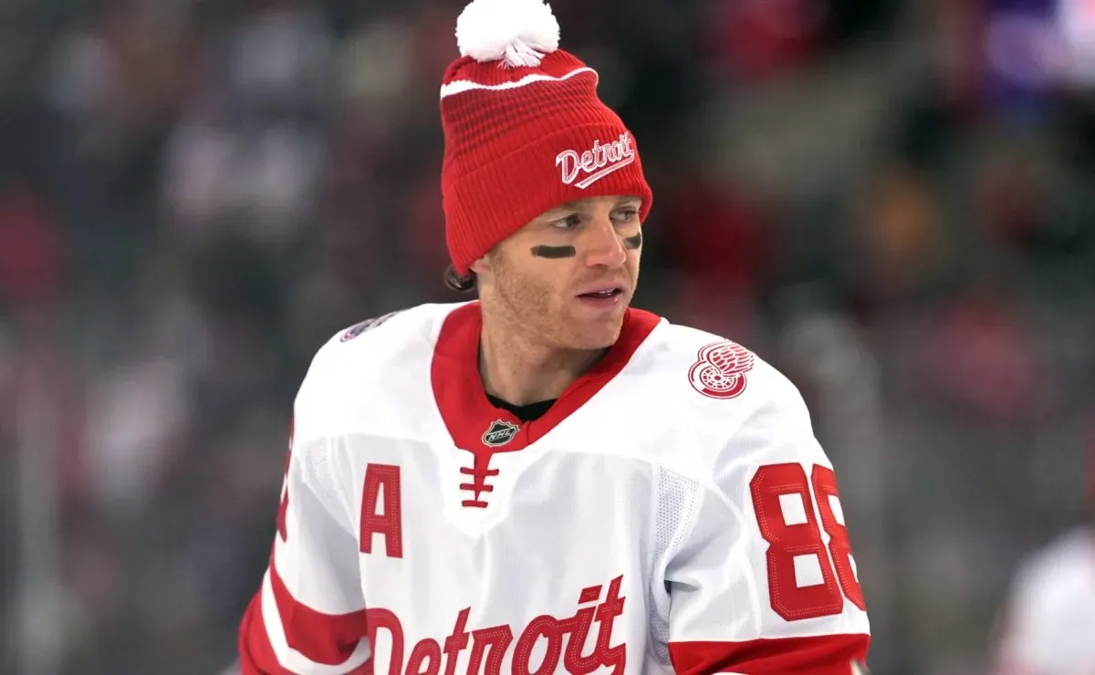 NHL News: Patrick Kane set to miss tone-setting matchup as Todd ...