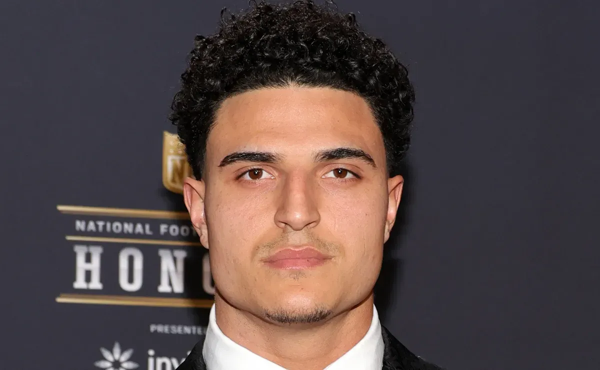 Jaelan Phillips drops bold admission on trade to Eagles with subtle ...