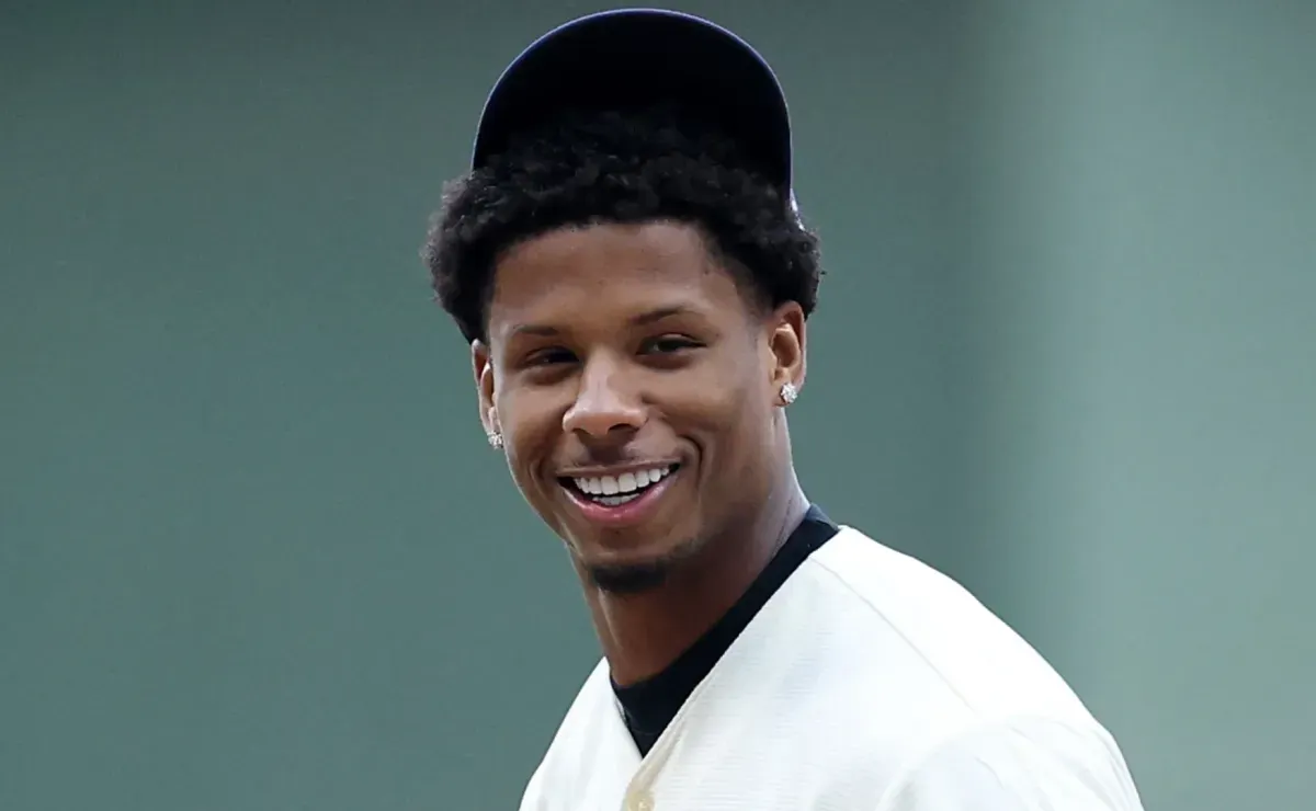 Is Matthew Golden playing today for the Packers against Giants in Week ...