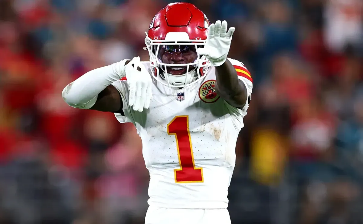 Is Xavier Worthy playing today for Chiefs vs Colts in Week 12 of 2025 ...