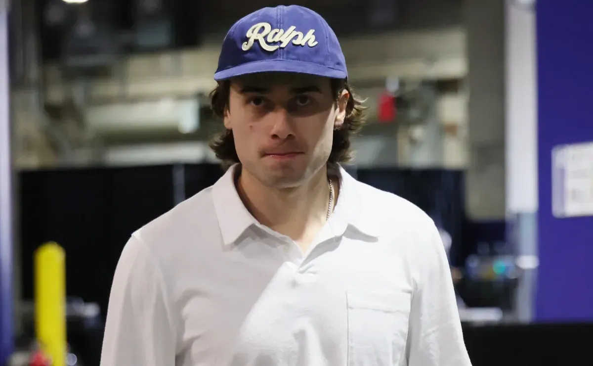 NHL News: Canucks' Quinn Hughes clarifies relationship with GM Jim ...
