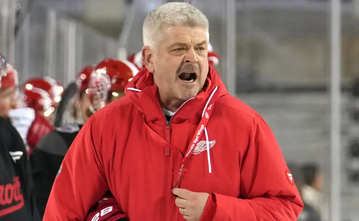 NHL News: Todd McLellan delivers brutal reality check to Red Wings ...