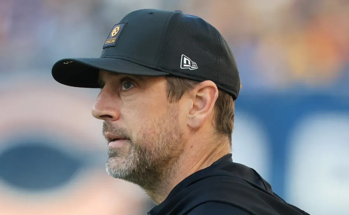 Is Aaron Rodgers playing today for Pittsburgh Steelers vs Buffalo Bills ...