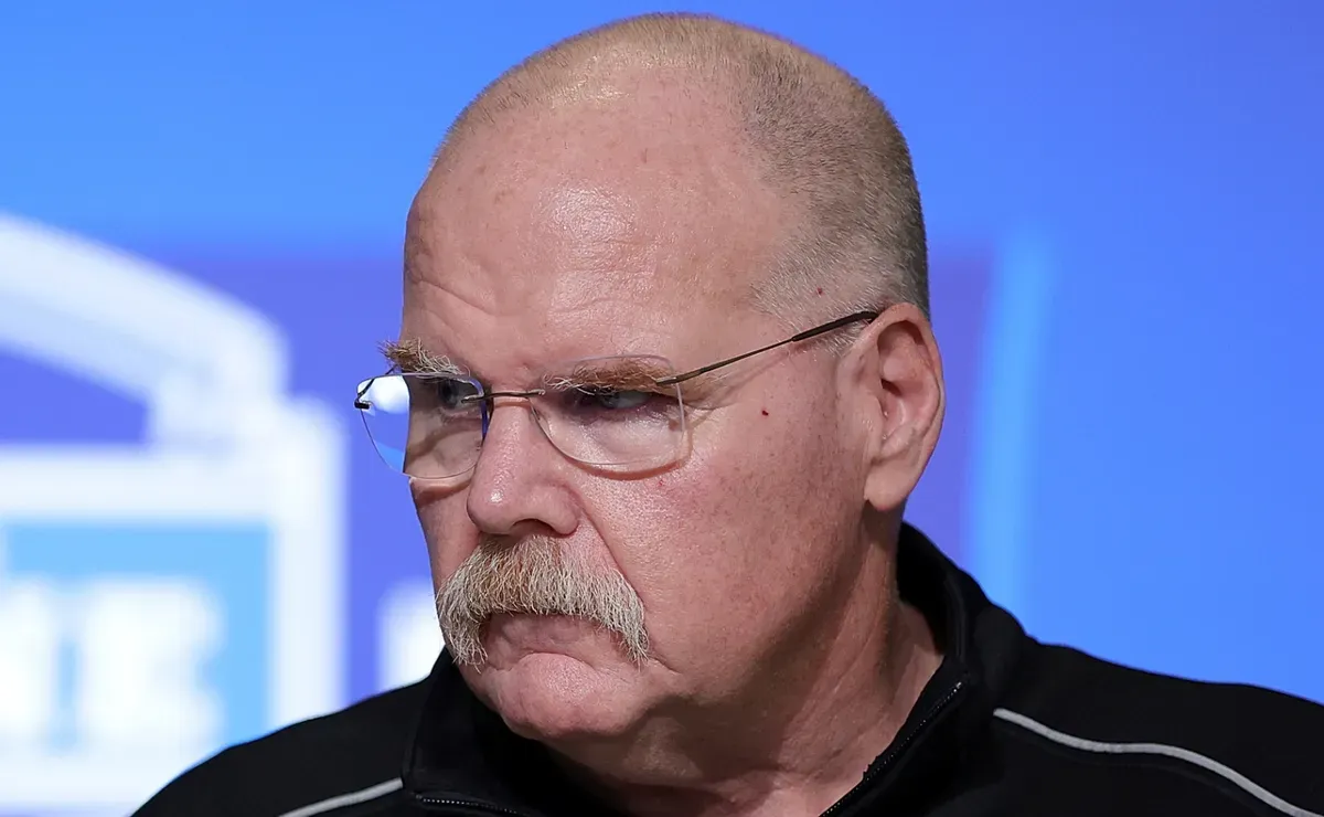 Andy Reid and Kansas City Chiefs could reportedly trade Patrick Mahomes ...