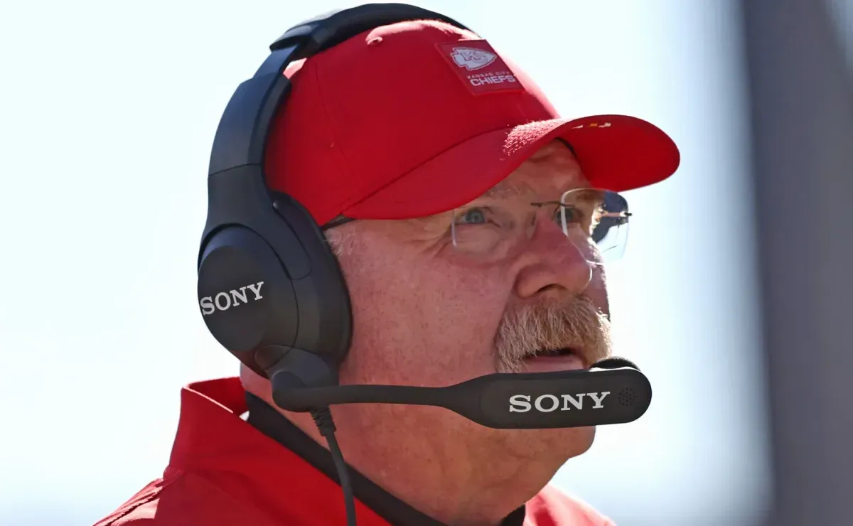 Andy Reid, Chiefs might have surprising role for Travis Kelce after ...