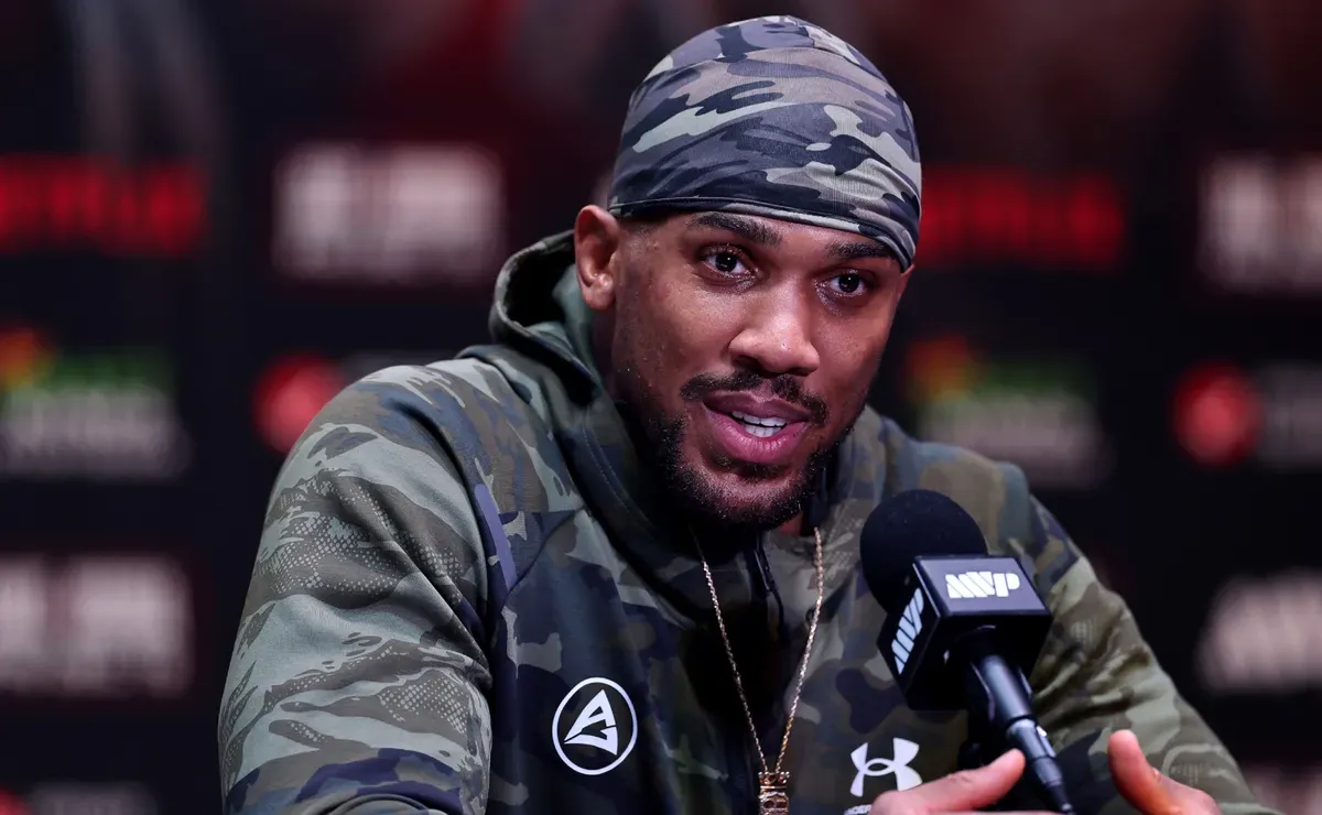 Anthony Joshua's next steps toward Tyson Fury revealed by Eddie Hearn ...