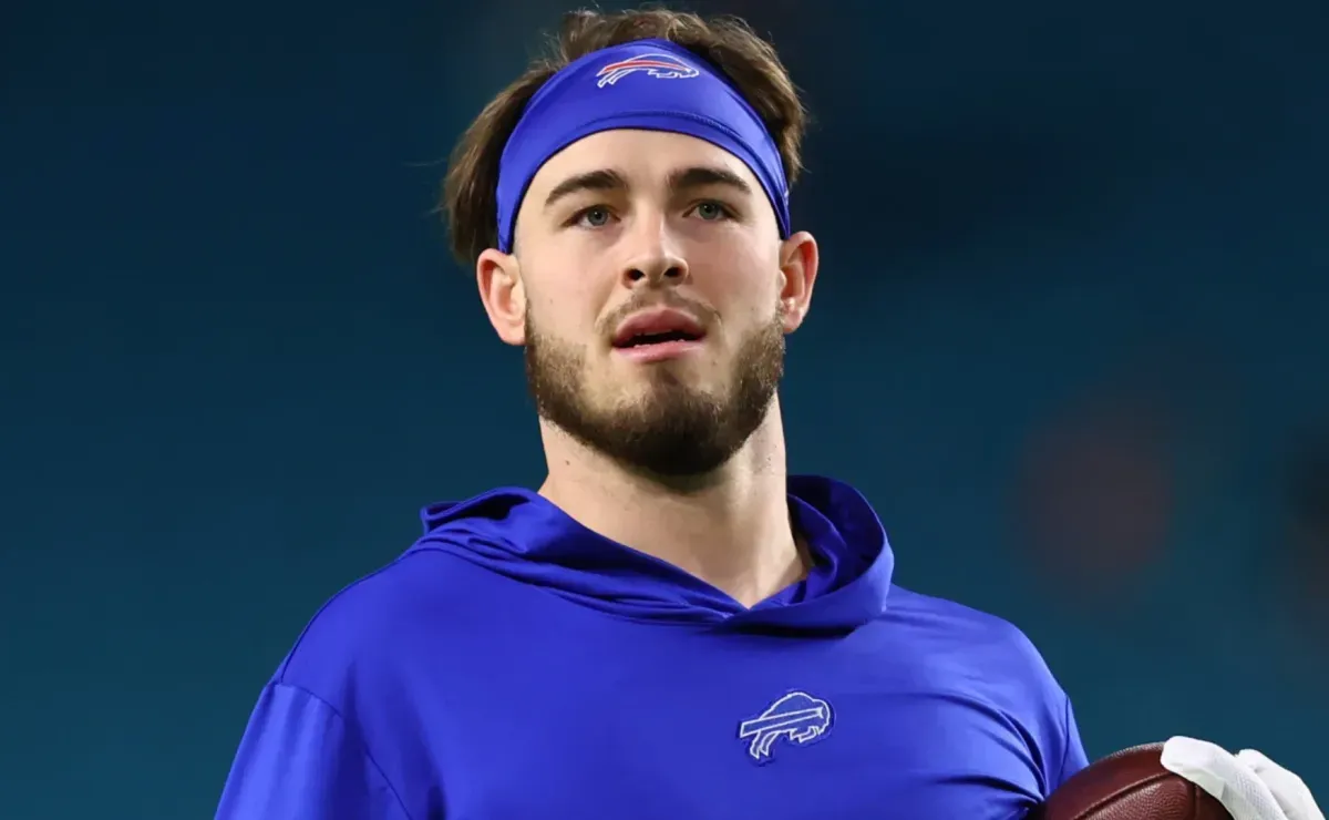 Are Dalton Kincaid and Dawson Knox playing today for Bills vs Eagles in ...