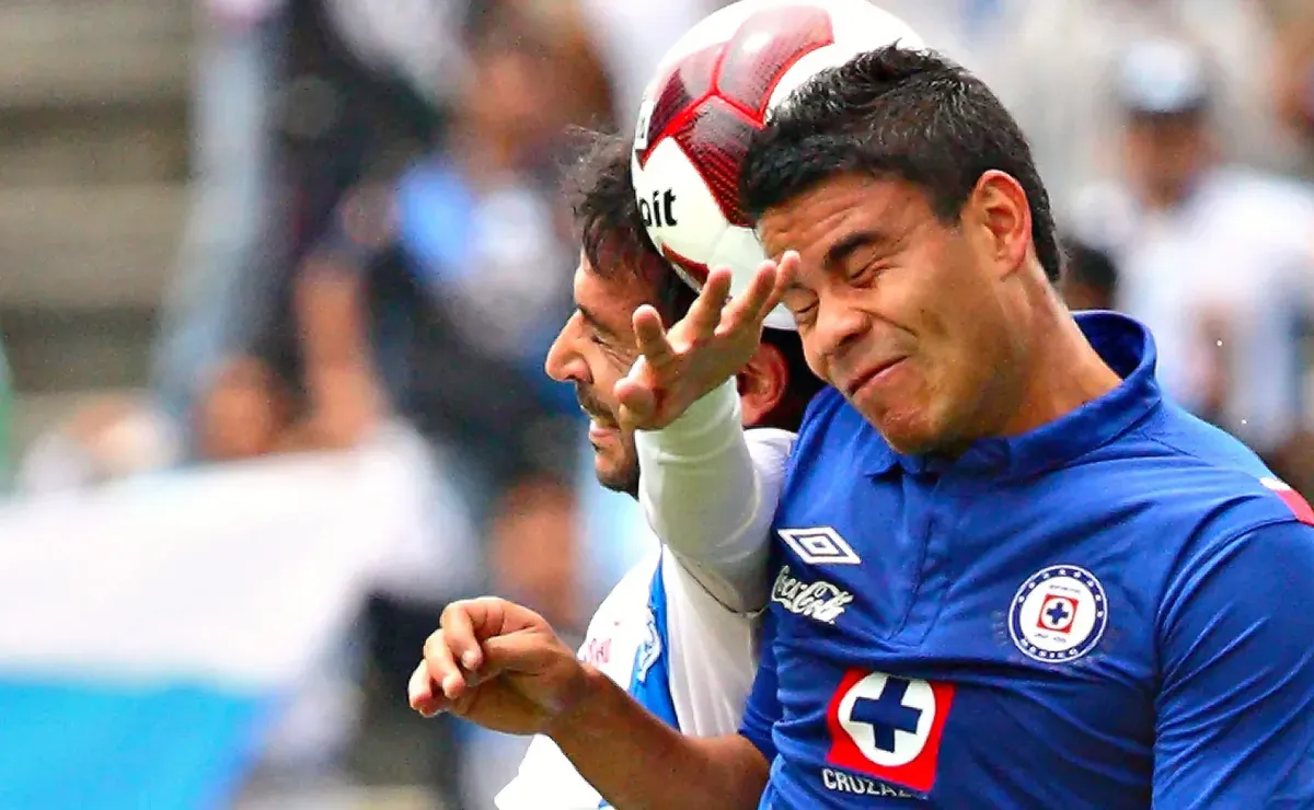 Jugó en Cruz Azul, dejó huella en la Premier y anunció su retiro del futbol