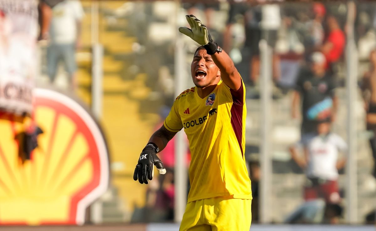 Brayan Cortés asoma en un grande de América para salir de Colo Colo