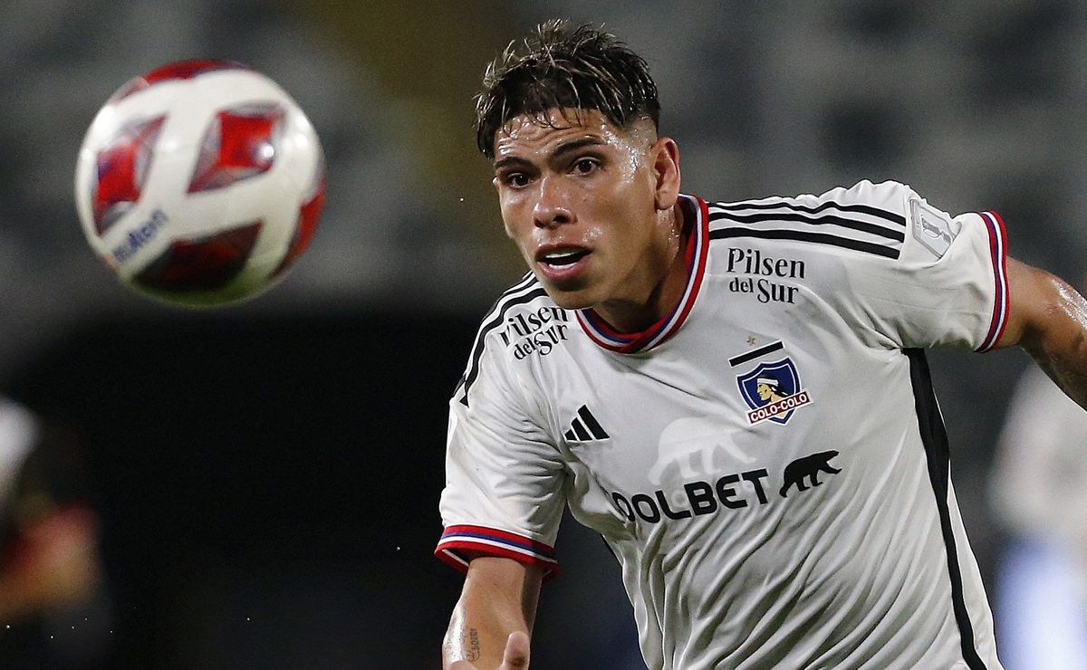 Carlos Palacios será titular en Colo Colo: ¿Por qué? Lo explica Quinteros