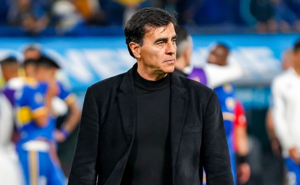 Vasco da Gama sigue de cerca a Gustavo Quinteros